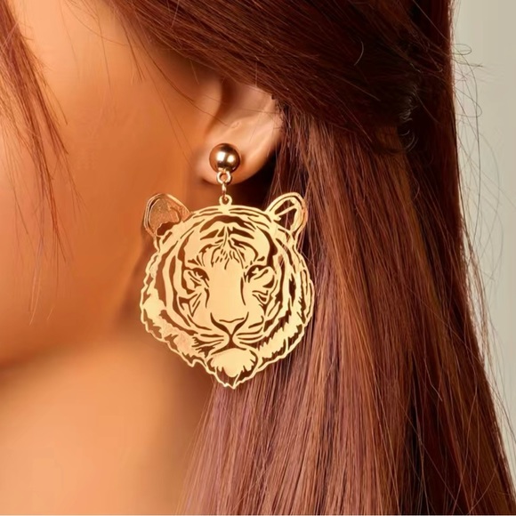 Jewelry | Nwt Gold Lsu Tiger Earrings | Poshmark